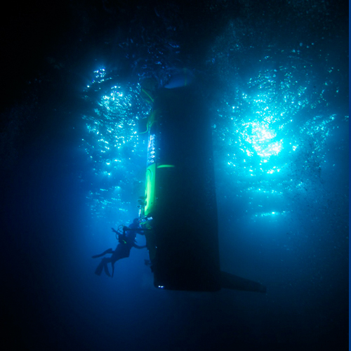 innovation-timeline-deepsea-challenge-submarine-james-cameron-apdiving.jpg